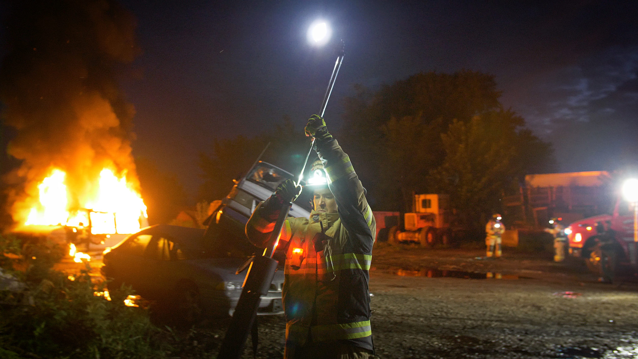 Safer Incidents with Portable Scene Lights | FoxFury