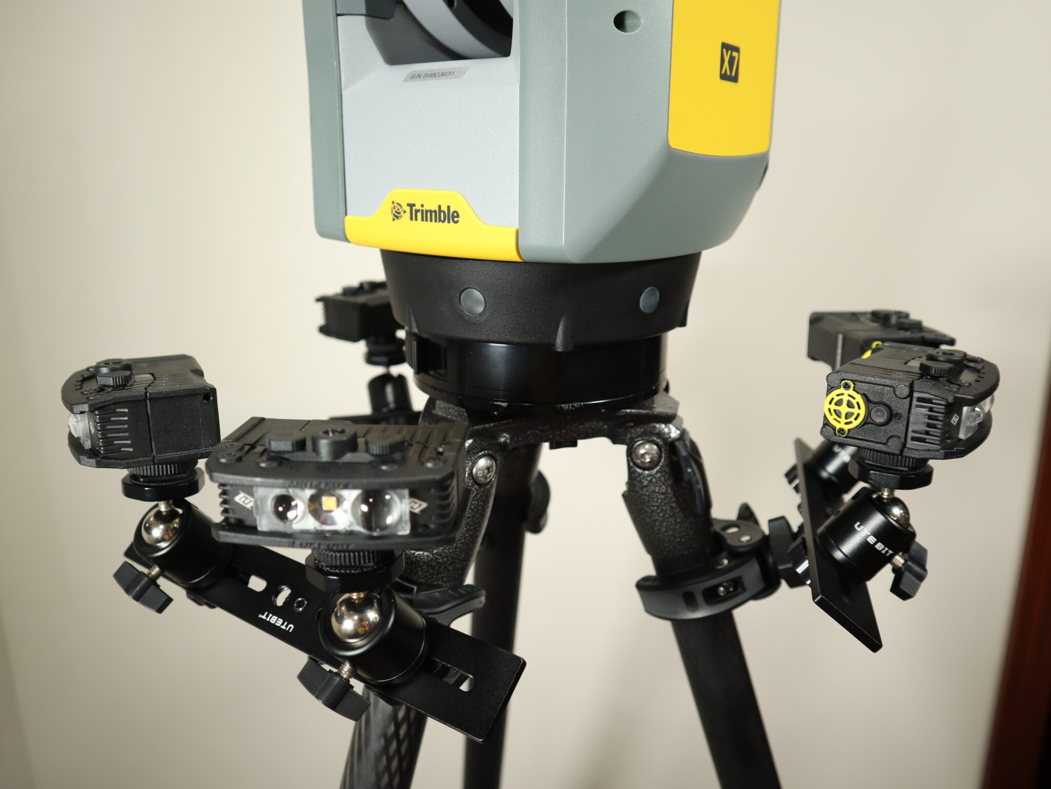 Rugo Light System for Trimble Laser Scanners - 3 System | FoxFury